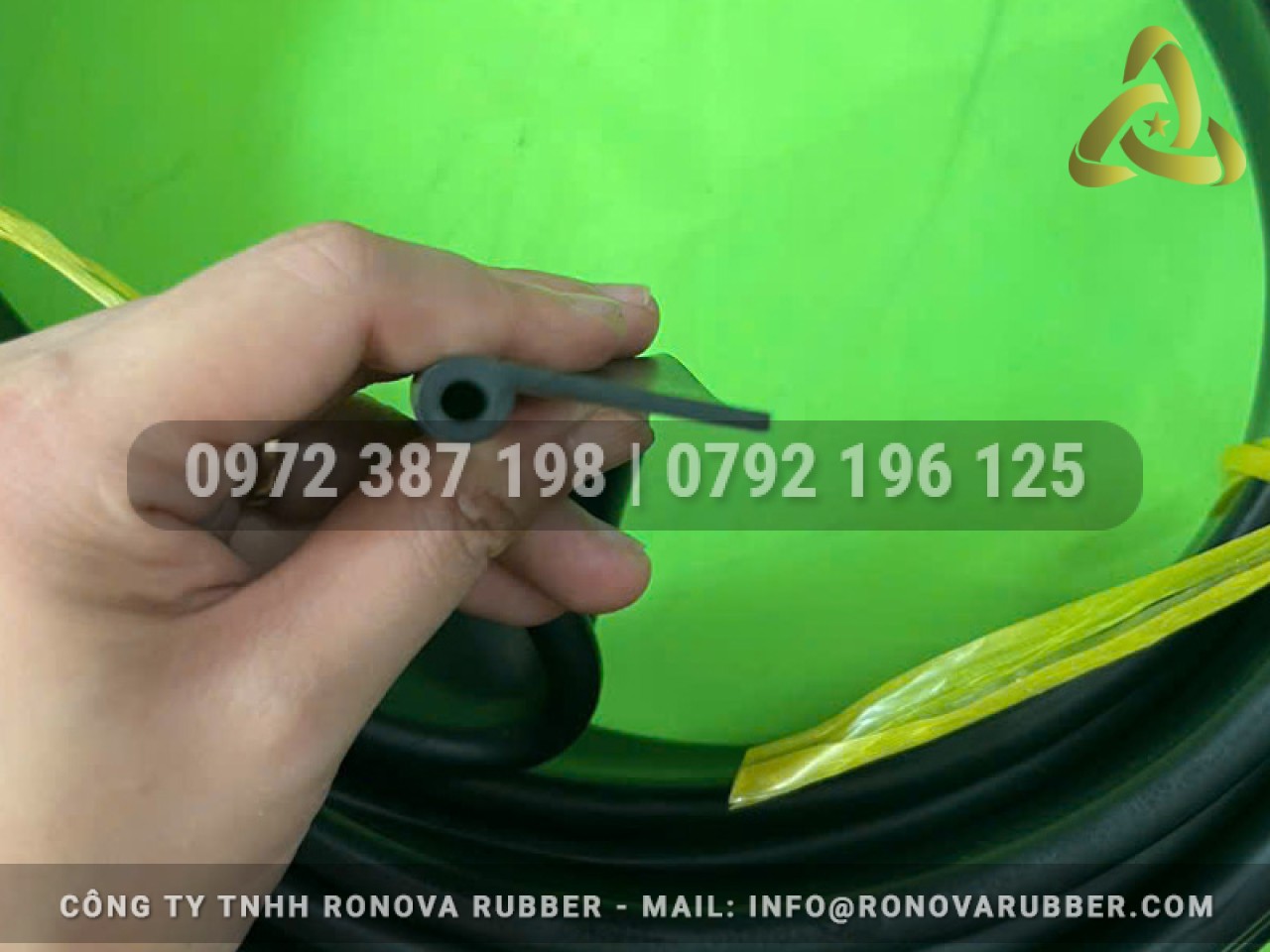 Ron Cao Su EPDM Chữ P 32x8x2 | Ronova Rubber