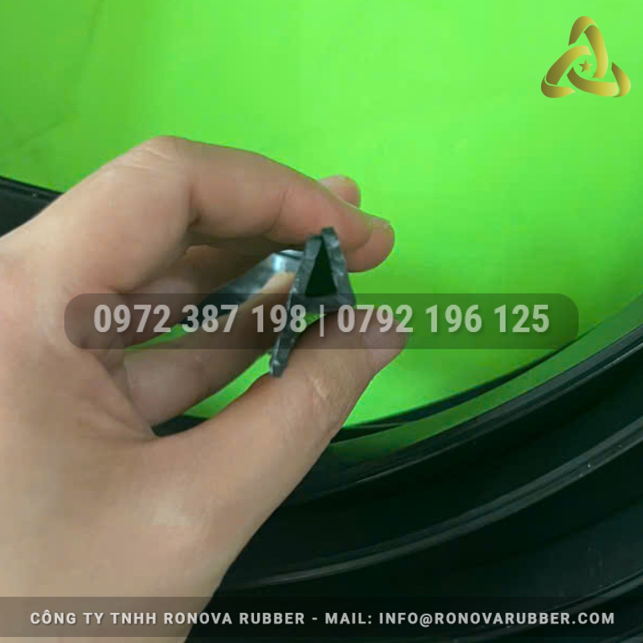 Ron cao su EPDM chữ U 21.8x5.3x2 | Ronova Rubber